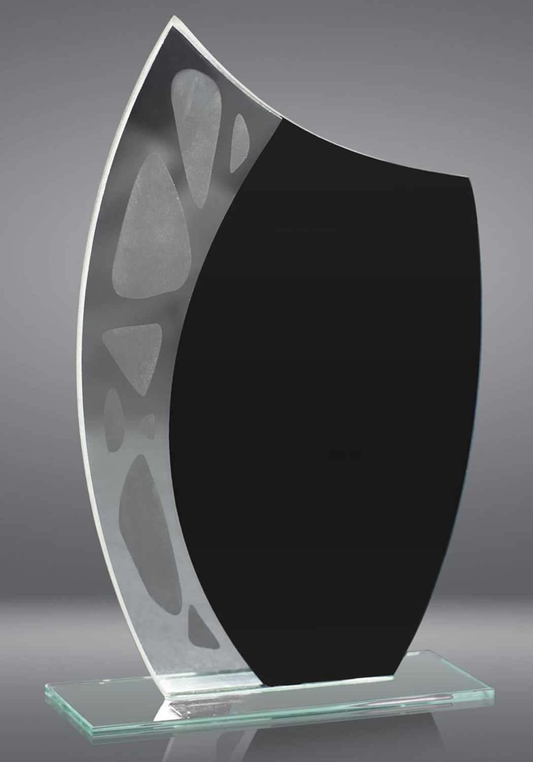 Crystal trophy with black part