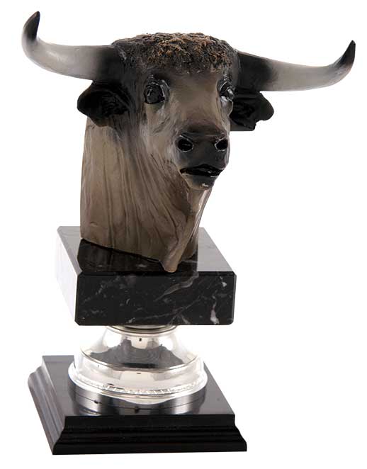 Cabeza de toro en resina